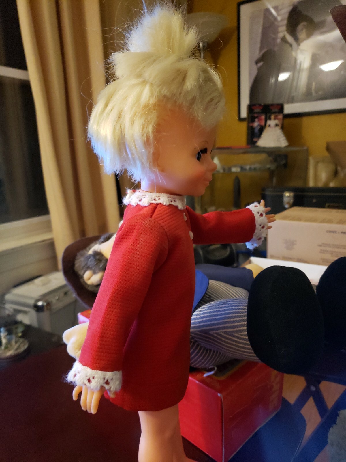 1970 Chrissy Doll by Ideal Toy Corp. Blonde Hair Growing Hair Doll cous ...