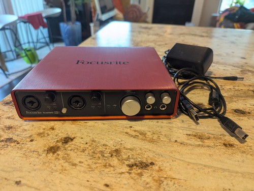 Focusrite Scarlett 6i6 2-Channel USB Audio Interface with Power and USB ...