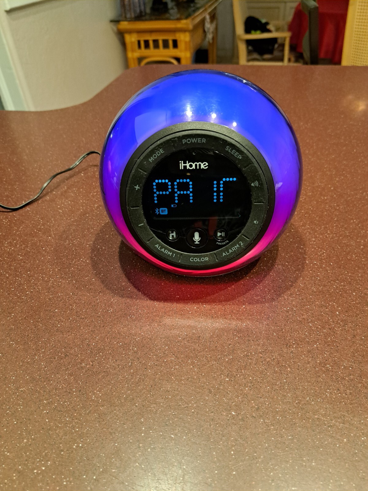 iHome iBT297v2 Color-Changing Dual-Alarm Clock and Bluetooth Speaker ...
