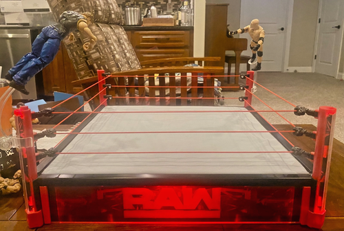 WWE RAW. MAIN EVENT WRESTLING RING WITH ACTION FIGURES | eBay