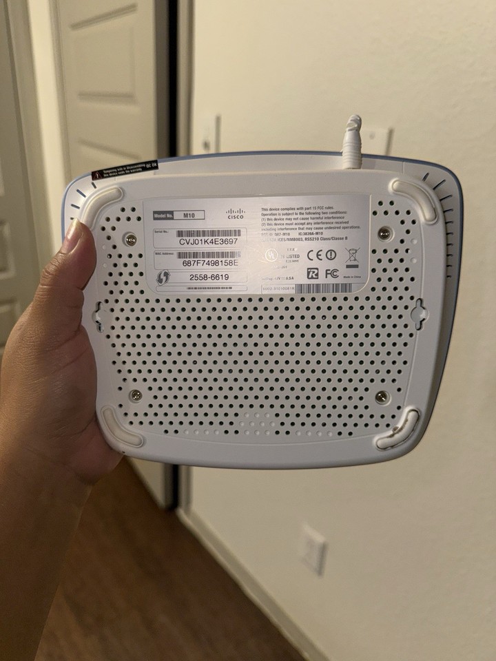 Cisco Valet M10 300 Mbps 4-Port 10/100 Wireless N Router (M10-RM ...