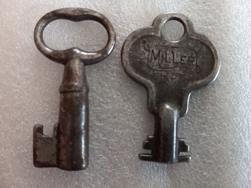 Lot of 2 Vintage Steel Hollow Barrel Keys 1 marked Miller | eBay