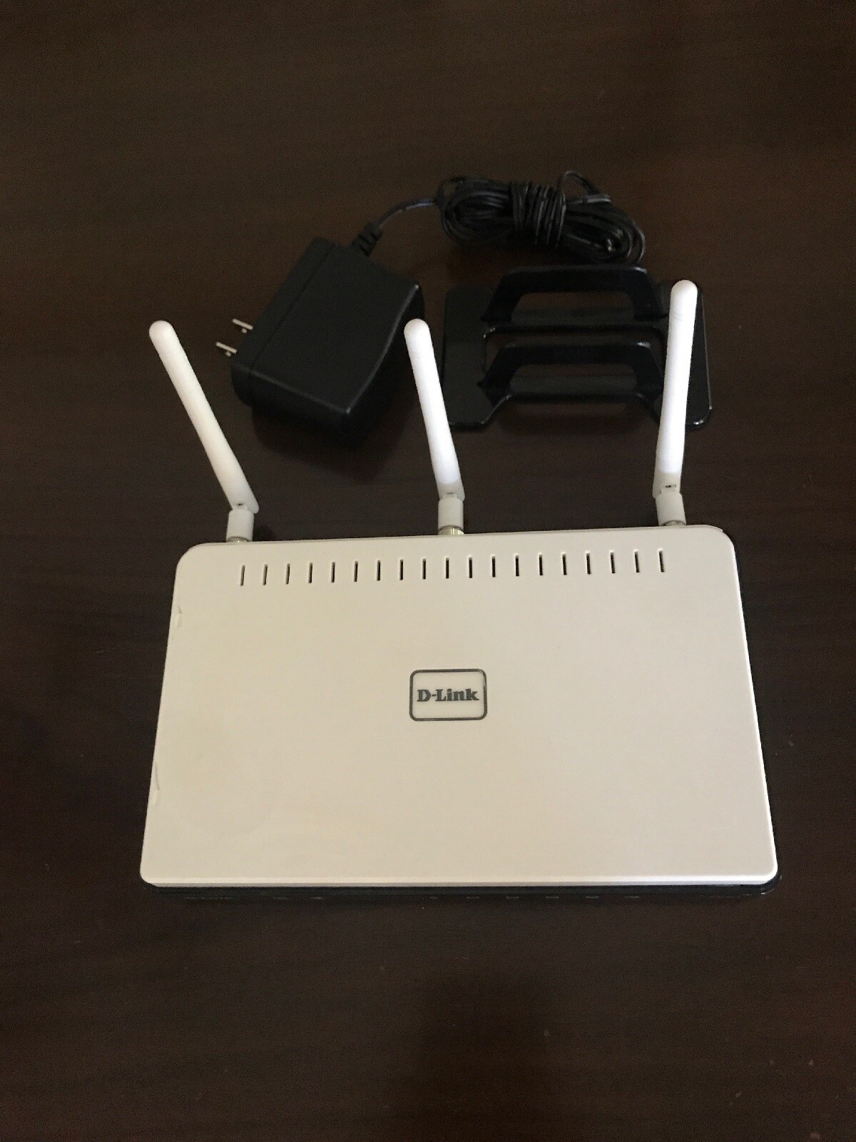 D-Link DIR-655 300 Mbps 4-Port Gigabit Wireless N Router | eBay