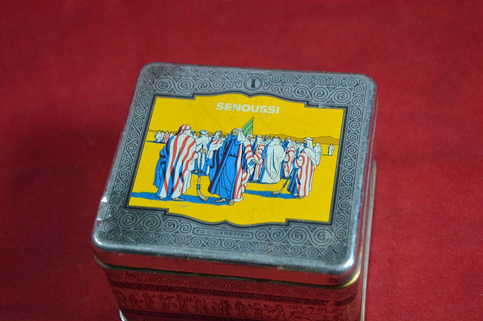 GERMAN WWII WEHRMACHT SOLDIER CIGARETTES RATION TIN METAL BOX "Senoussi ...