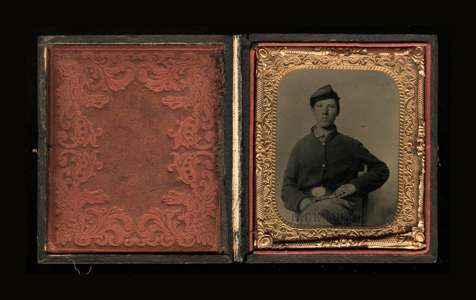 1860s photo, young civil war soldier, cased 1/6 tintype, US belt buckle ...
