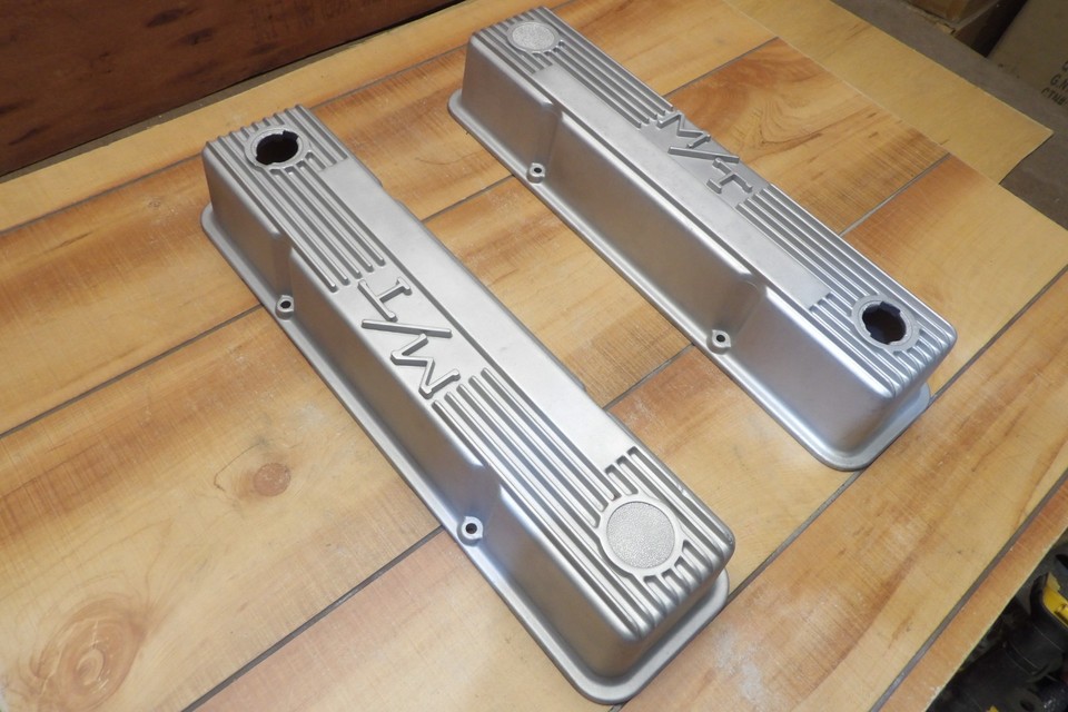 Mickey Thompson Valve Covers Small Block Chevy 327 Finned Aluminum ...