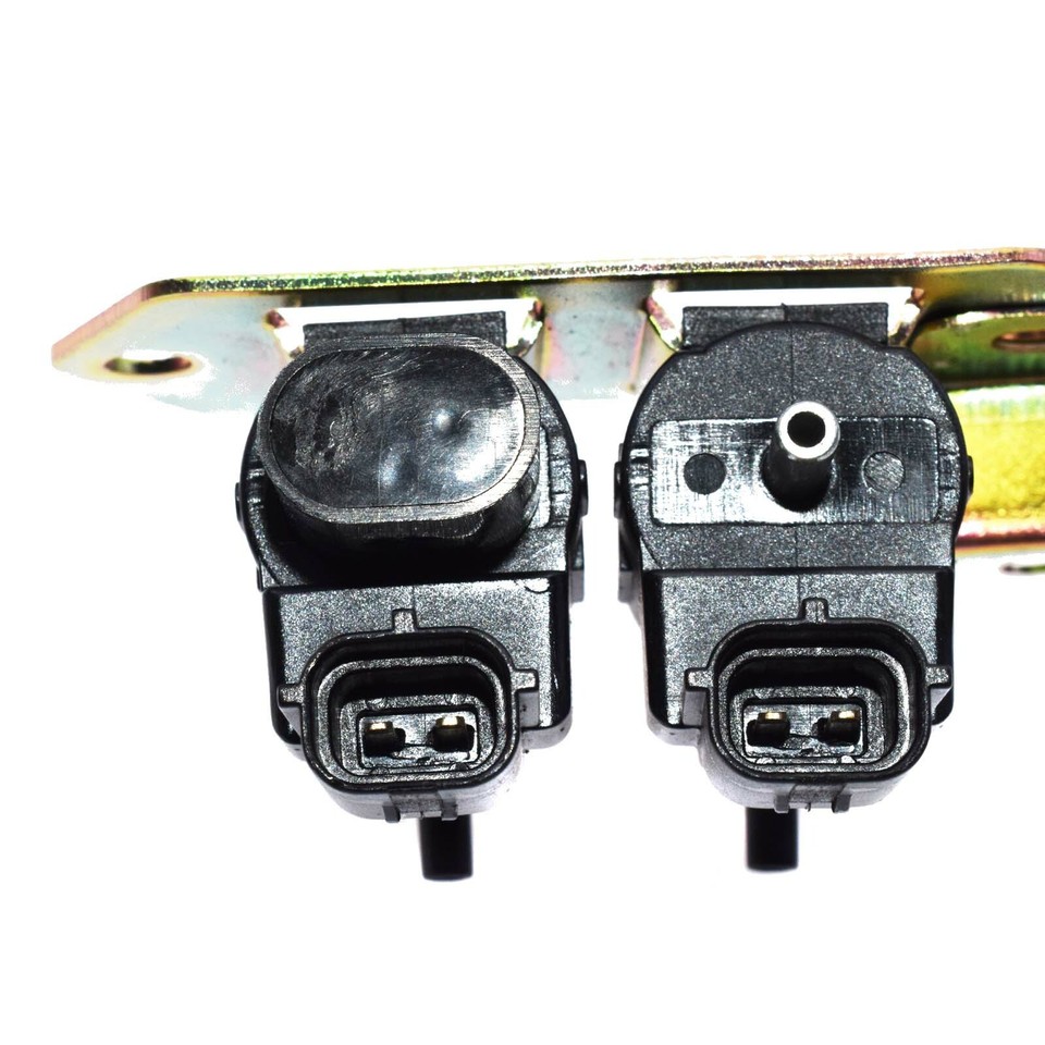 Freewheel Clutch Control Solenoid Valve MR534632 For Mitsubishi Pajero ...
