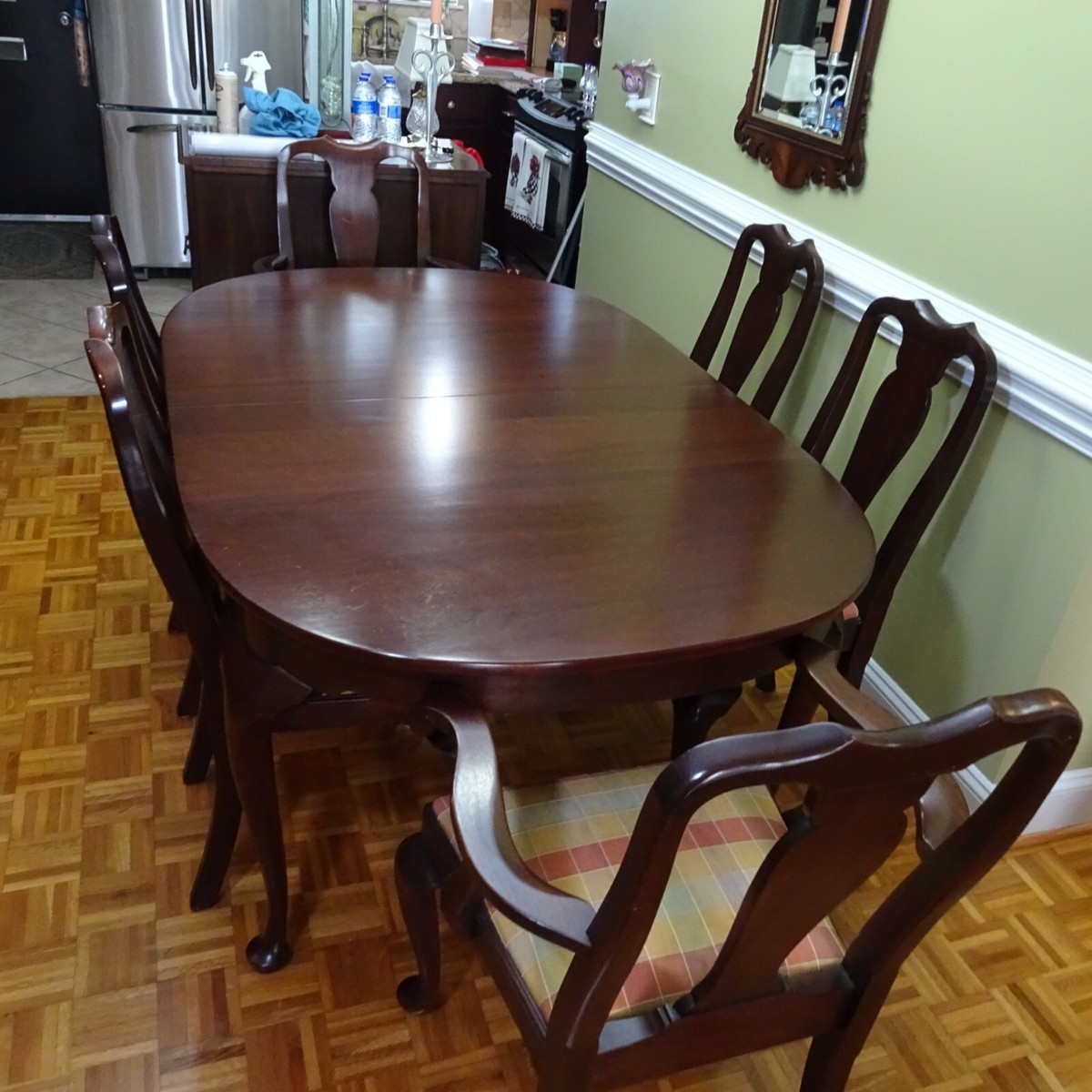 Queen Anne Dining Room Sets