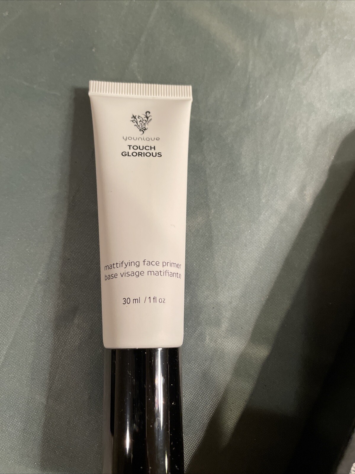 Younique Touch Glorious Mattifying Face Primer Full Size Authentic for ...