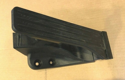 2016 2017 MERCEDES GLC300 ACCELERATOR PEDAL, PART# 2533000004, GENUINE ...