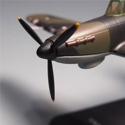 FLOZ WWII RUSSIAN IL-2 Attacker 1/72 DIECAST Airplane Pre-builded Model ...