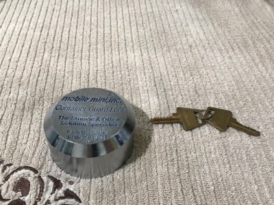 MOBILE MINI STORAGE CONTAINER GUARD LOCK WITH 2 KEYS GOOD CONDITION ...
