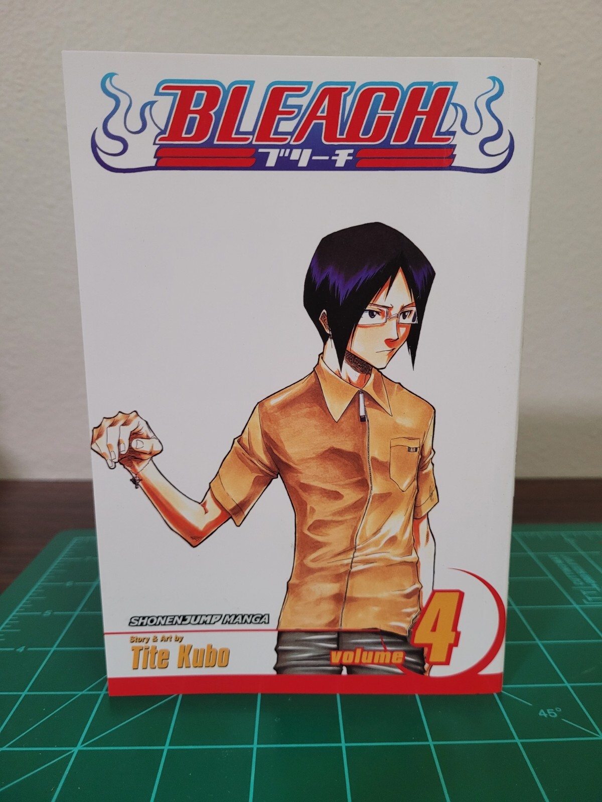Bleach, Vol. 4 - Paperback By Kubo, Tite - GOOD | eBay