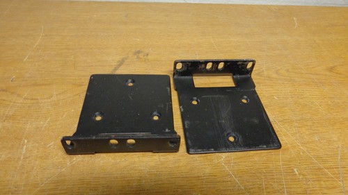 SET of 2 APC SRT 2200VA UPS RACK MOUNT MOUNTING TAB EAR 870-15139A (No ...