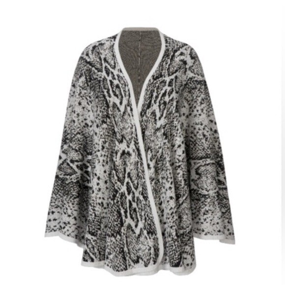 Cabi Serpent Wrap sweater black/white snake print OS - Gem