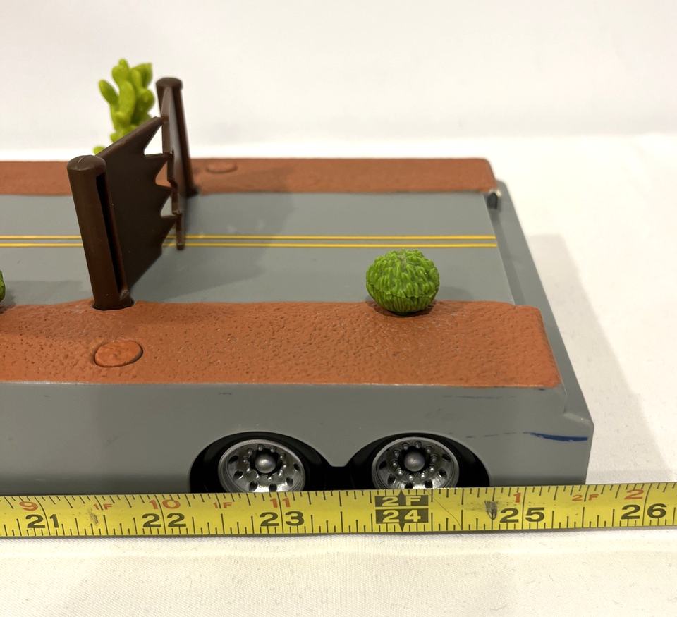 DISNEY PIXAR CARS TALKING MEGA MACK PLAYTOWN PARTIAL SET & LIGHTNING ...