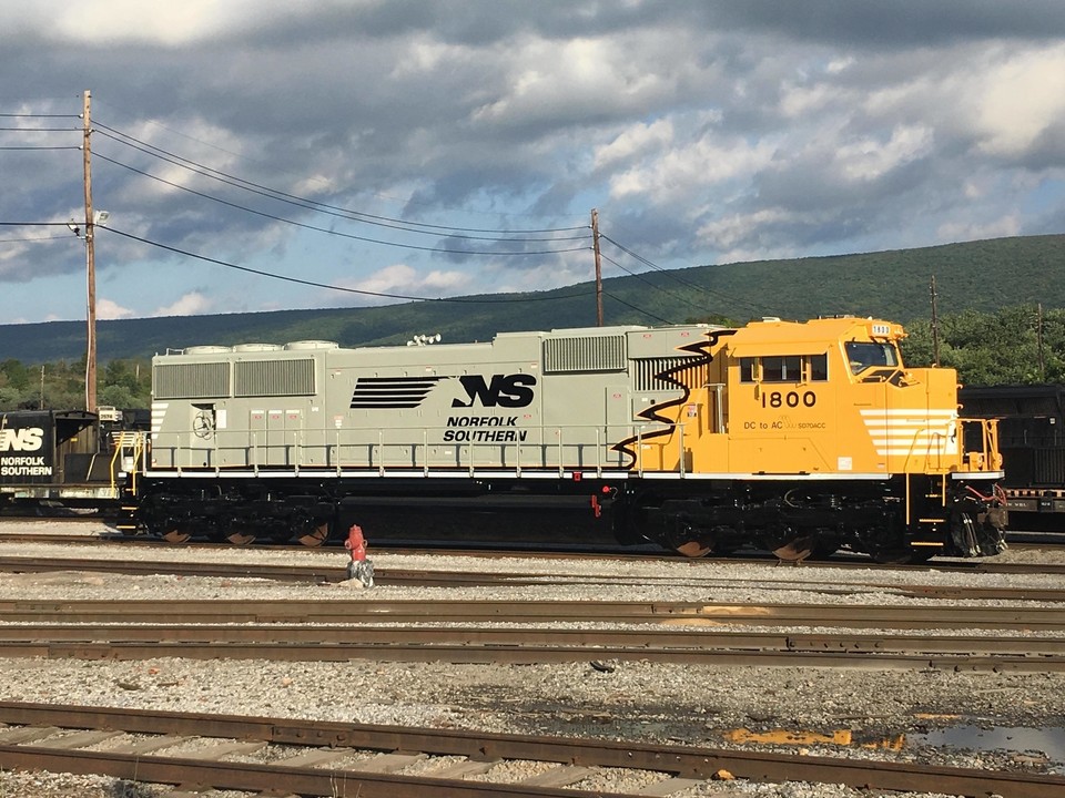 NS Norfolk Southern SD70ACC Rebuild 1800 1801 Set HO Scale | eBay