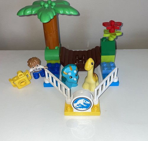 LEGO 10879 Duplo Jurassic Park Gentle Giants Petting Zoo | eBay