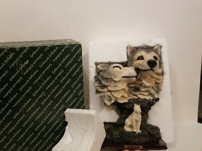 Vintage Goldenvale Collection 2 Wolves Figurine Wolf with Box | eBay