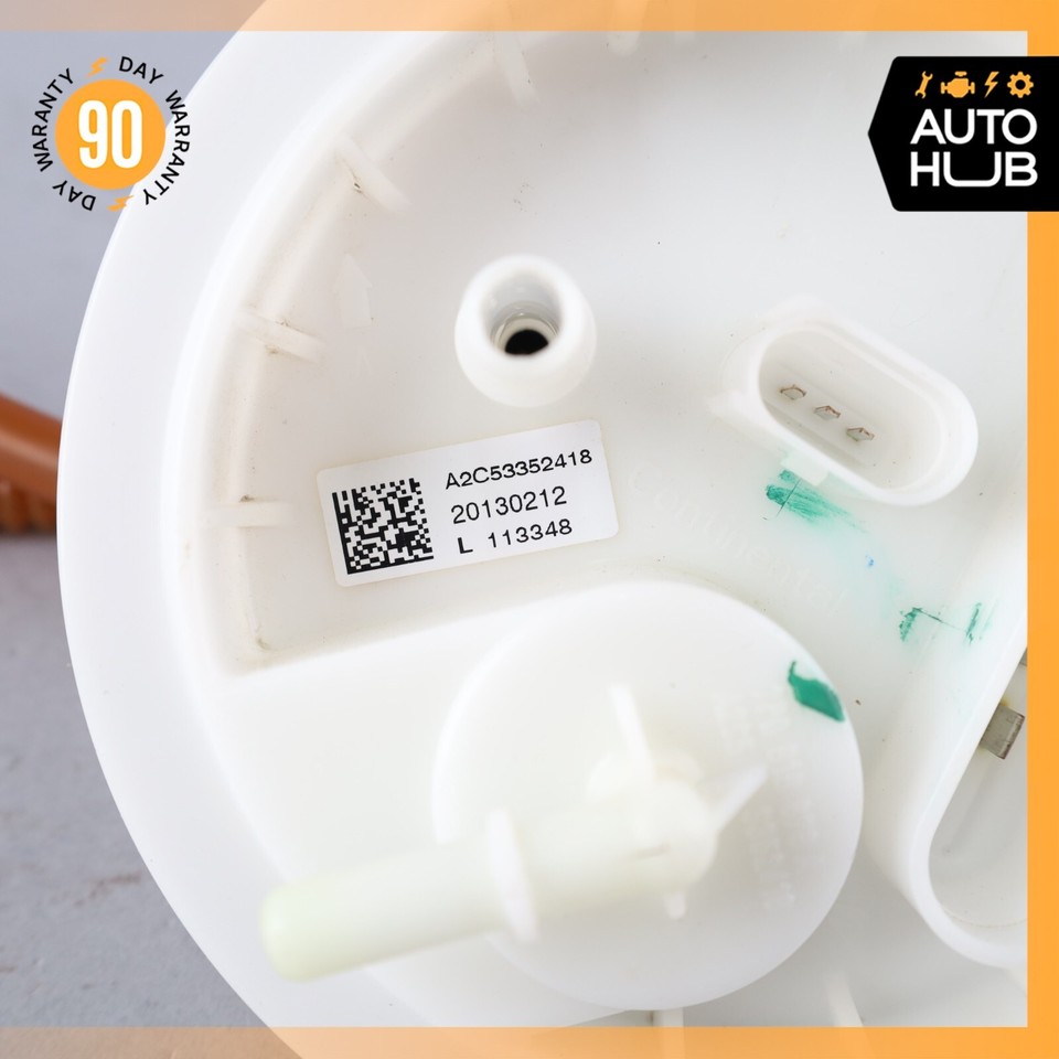 11-18 Porsche Cayenne 958 GTS Right Side Gasoline Tank Fuel Pump Cover ...