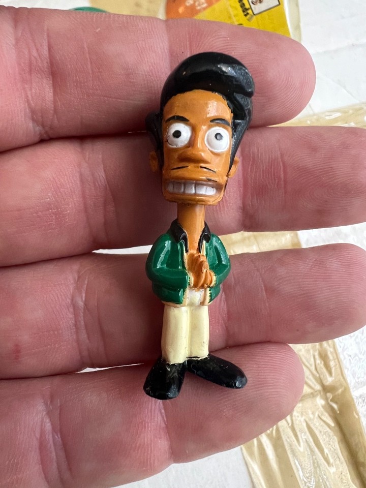 TOMY 2002 Simpsons Mini Bobble Heads Series 1 Mint in Capsule Apu and ...