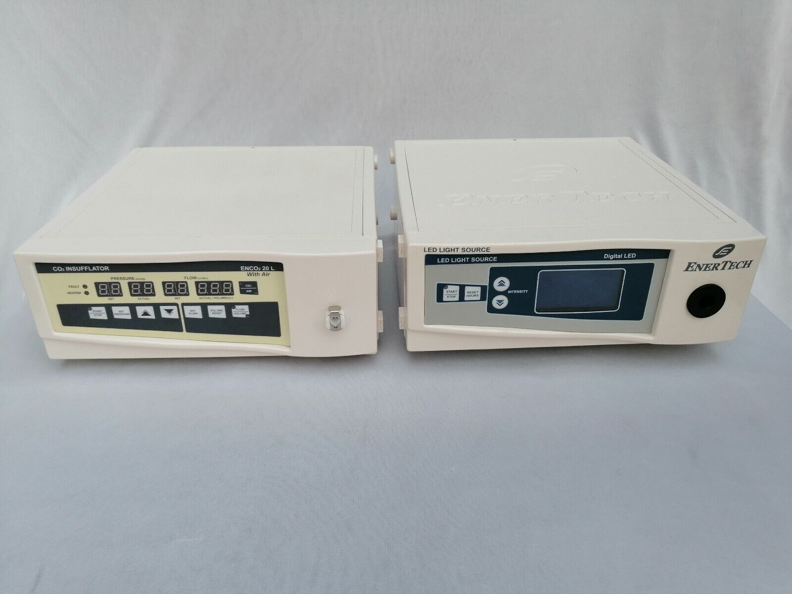 Laparoscopic Co2 Insufflator 20L LED Light Source Unit Best Quality ...