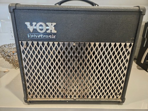 Vox Valvetronix AD30VT Guitar Amp | eBay