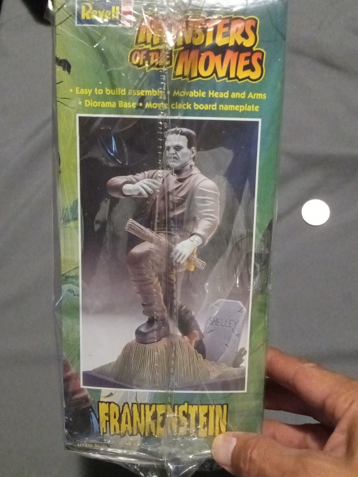 Revell Frankenstein monsters of the movies plastic kit #85-3633 1:12 ...