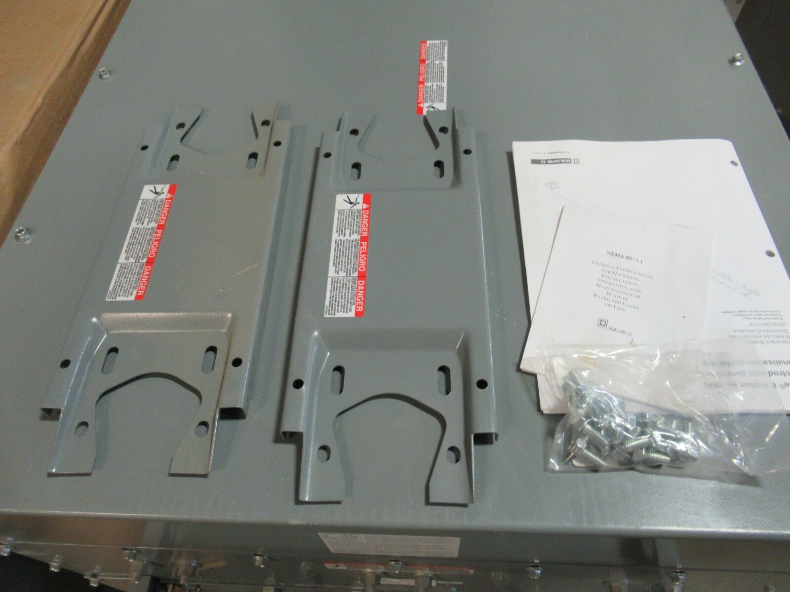 Square D CF2540GETBMB, 4000 Amp, 600 Volt, 3P4W, Busway Tap Box - NEW-B ...