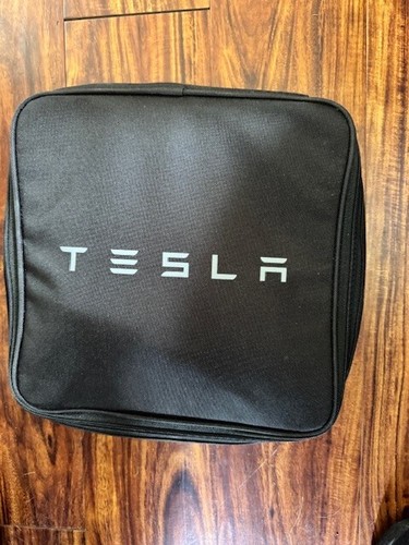 Tesla Gen 2 Charger kit with extra Nema 14-50 and J1772 Adapters ...