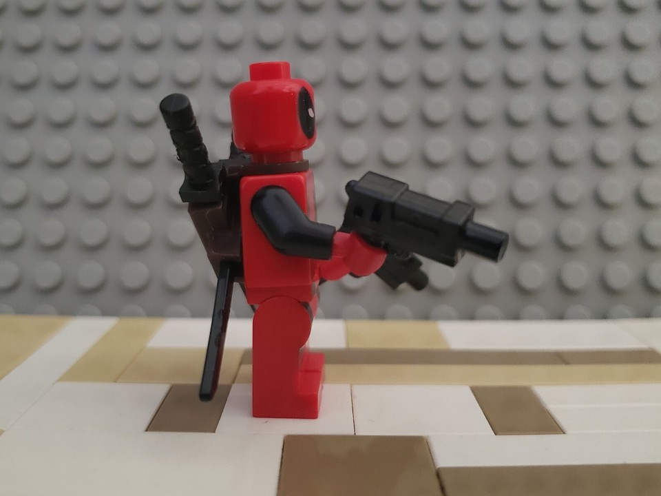 LEGO Deadpool Minifigure - 6866 Marvel X-Men - Chopper Showdown | eBay