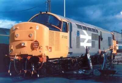 Photo Railway 6x4 Class 37 37902 ex works at Crewe 19/10/86 | eBay UK