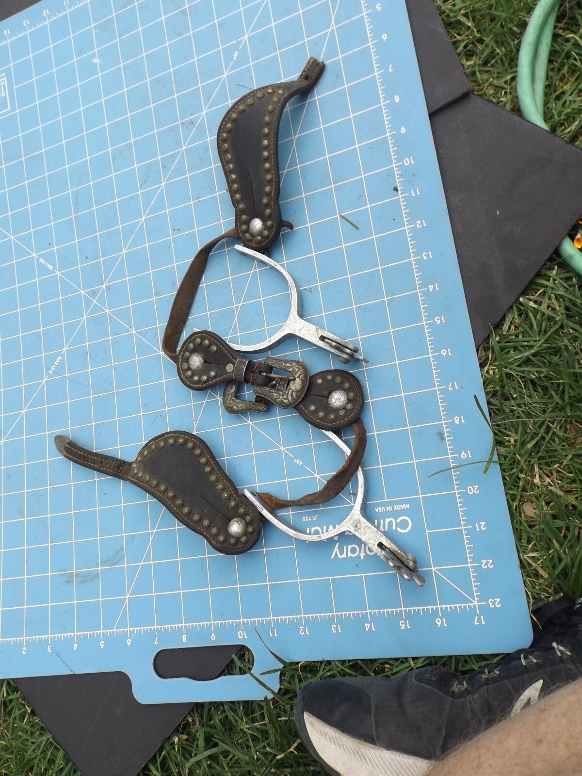 Vintage CROCKET Cowboy Western Horse Riding Spurs w/ scroll work & old ...