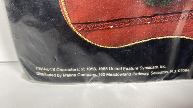 Peanuts Snoopy Malina My List Jeweled Felt Christmas Stocking Kit Vtg ...