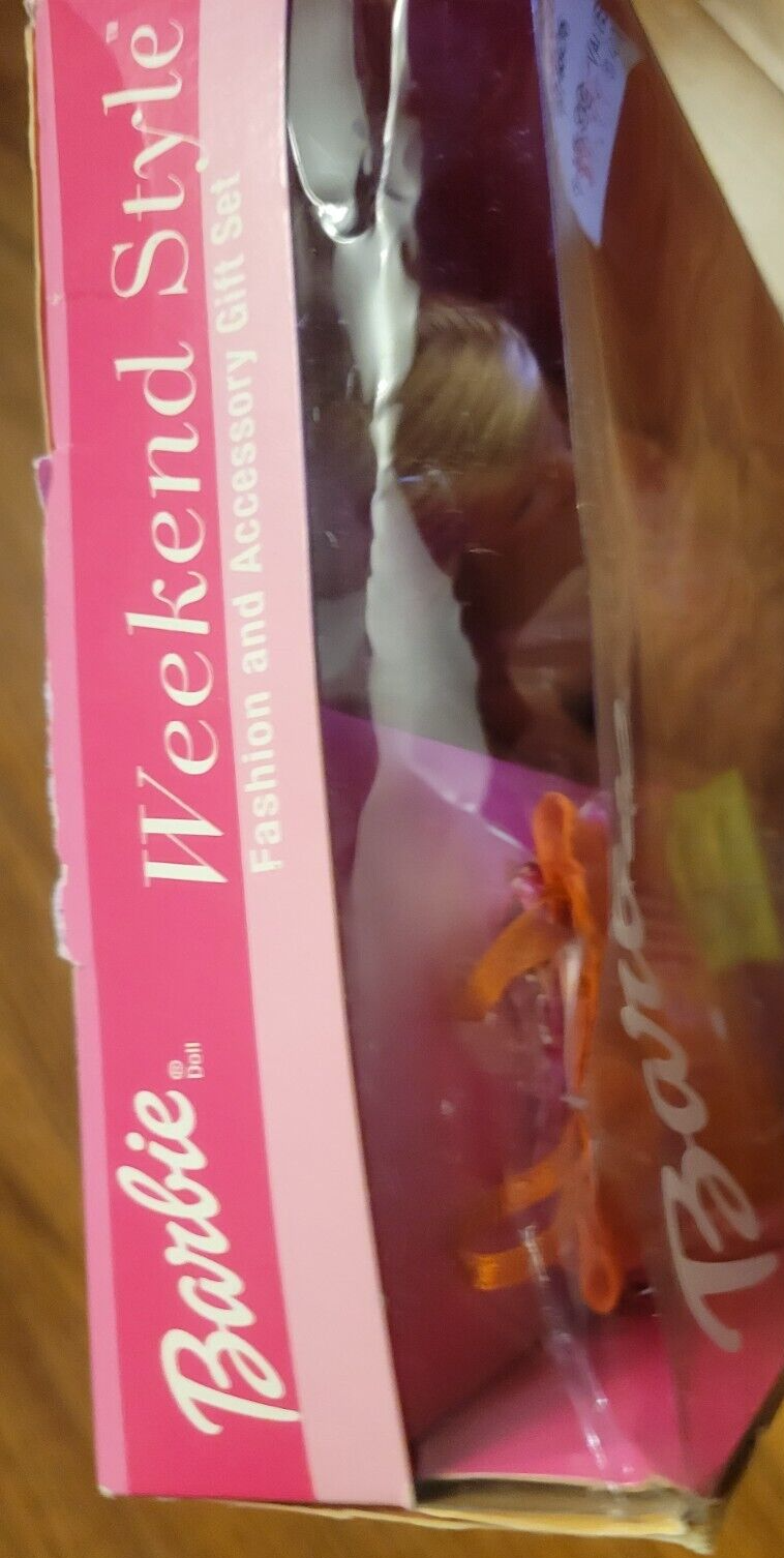 Barbie Weekend Style Doll Fashions & Accessory Gift Set 2001 Mattel ...