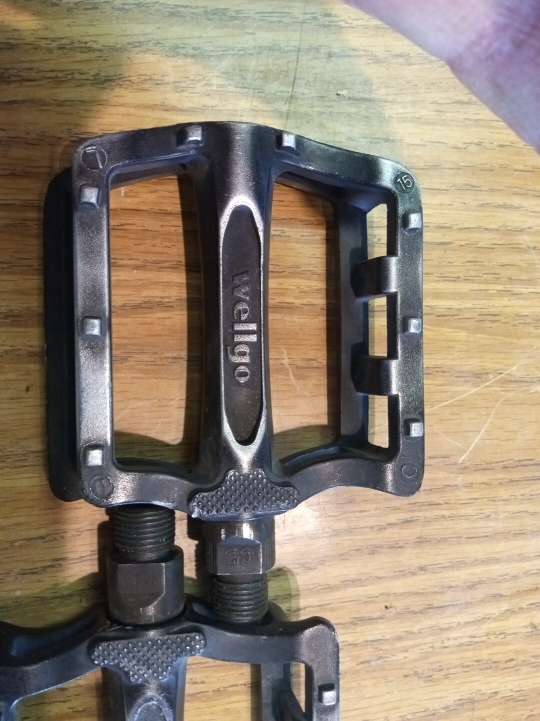 A PAIR OF WELLGO PEDALS B133 | eBay