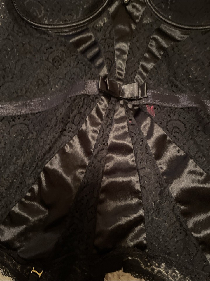 Satin And Lace Basque With Suspenders Size 3x/4x-22/24 | eBay UK
