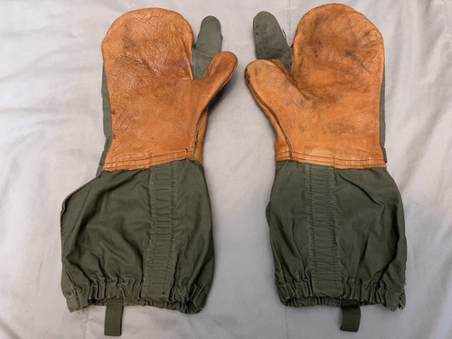 USGI Military M1951 Trigger Finger Mitten Shells with Glove Inserts ...