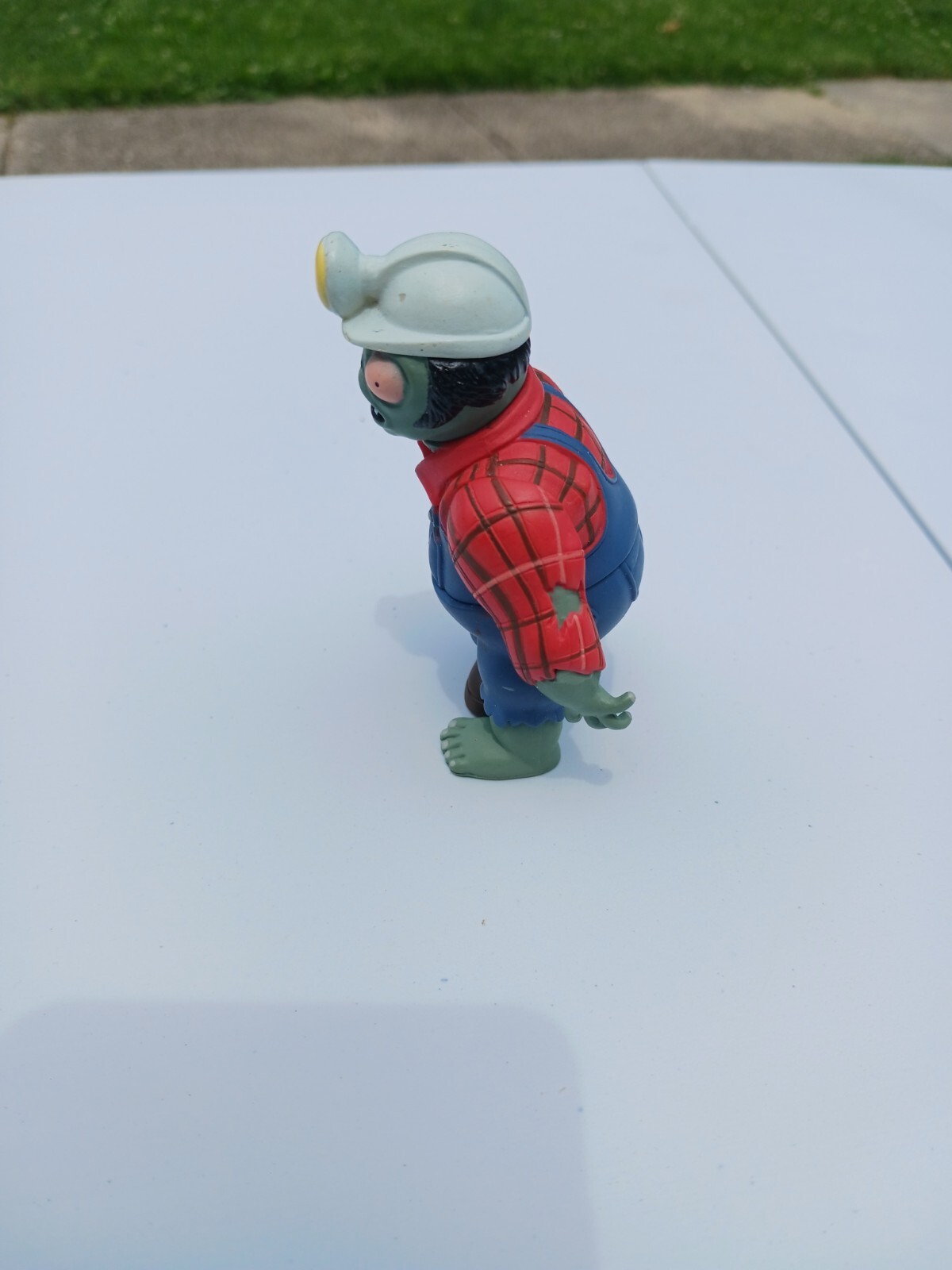 Plants Vs Zombies Miner Digger Zombie Toy Action Figure Jazwares NO AXE ...