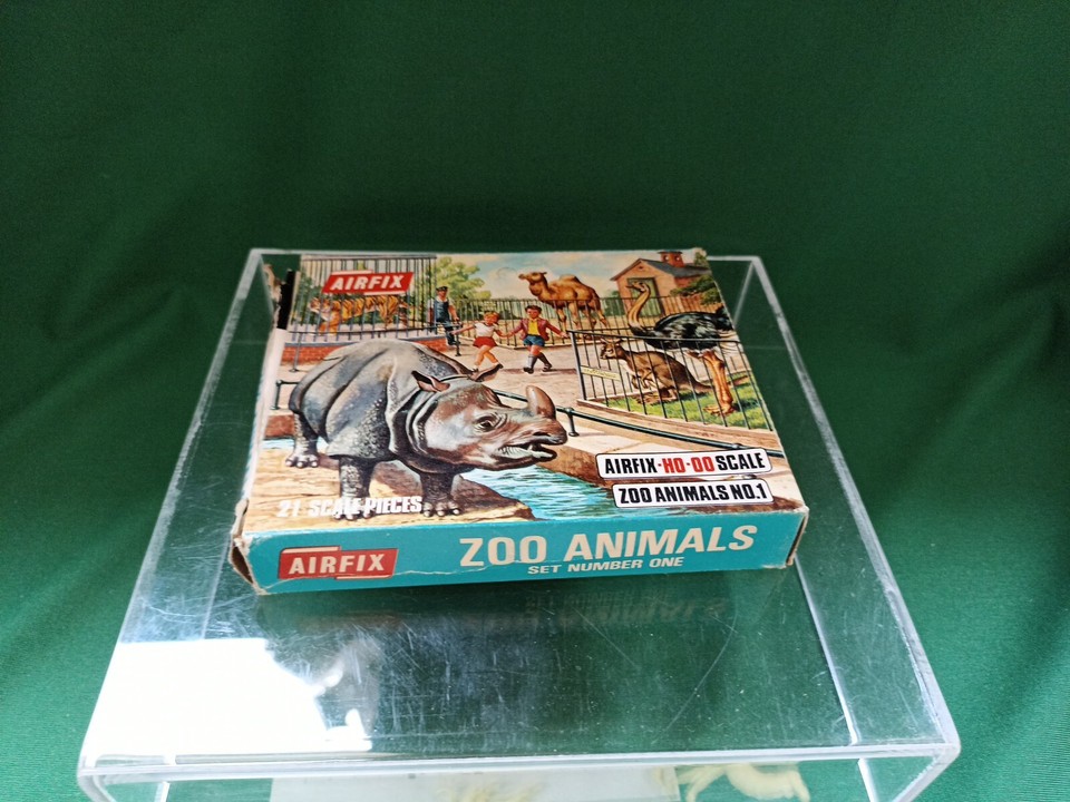 VTG AIRFIX ZOO ANIMALS NO.1 - HO-00 BLUE BOX IN SPRUE 21 PIECES ENGLAND ...