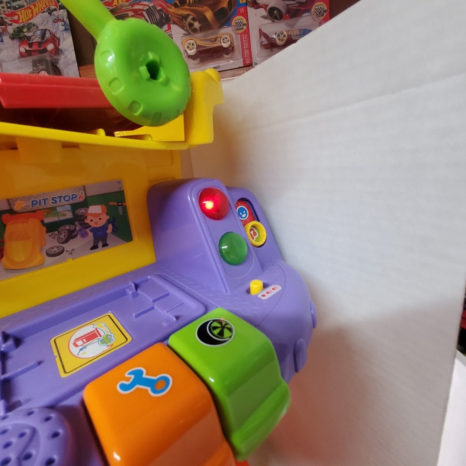 vtech Go Go Smart Wheels Park and Learn Deluxe Garage & Ultimate Park ...