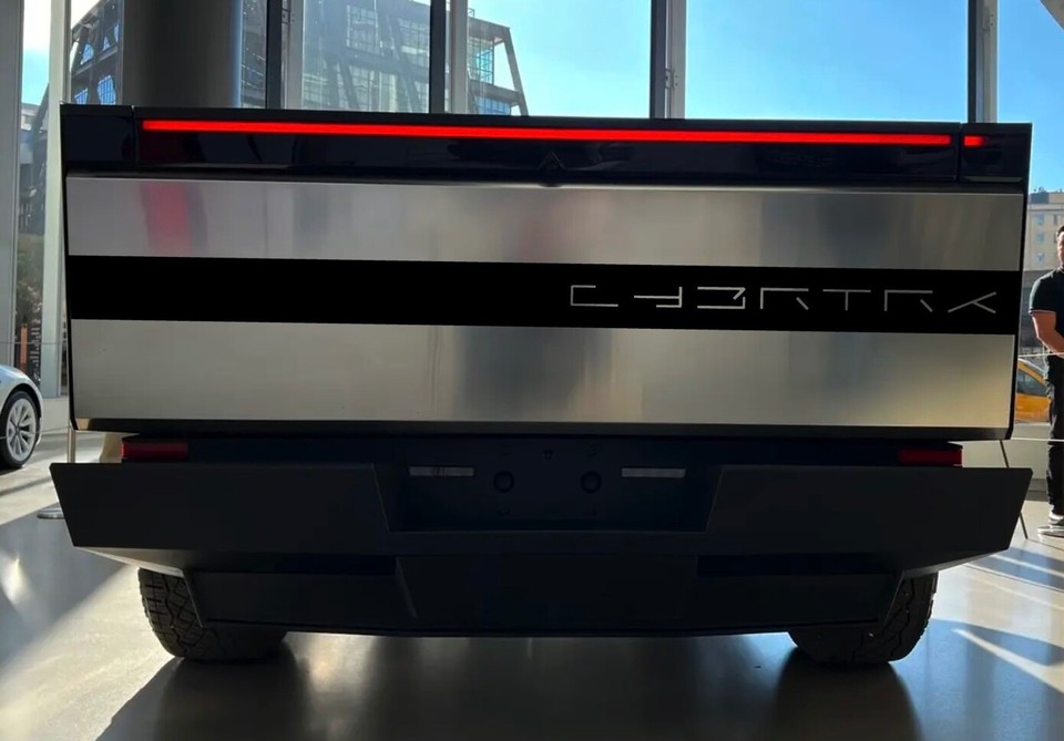 2023-2025 Tesla Cybertruck Rear Tailgate Font Stripe Decal | Customized ...