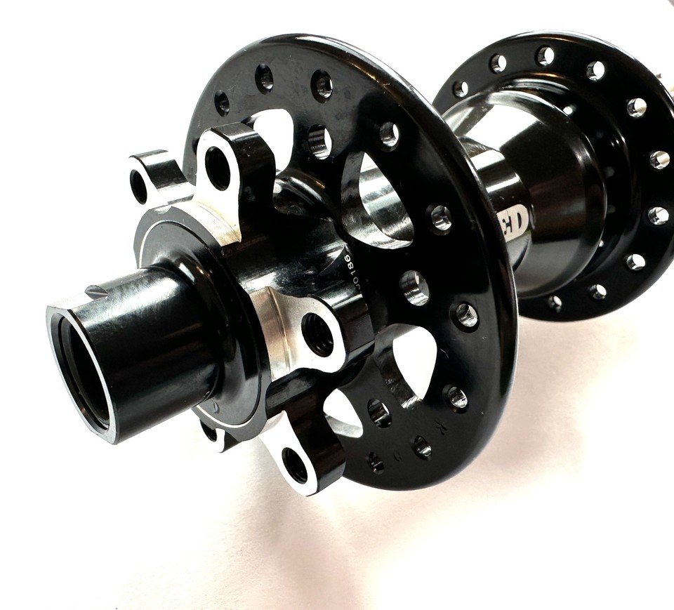 Rear Bike Hub Framed 6 bolt Disc 148mm 32h 12mm Thru Axle Fits HG ...