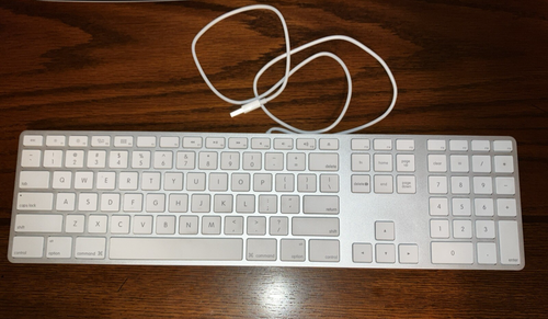 Genuine Apple A1243 Wired Mac Standard USB Keyboard w/ Numeric Keypad ...