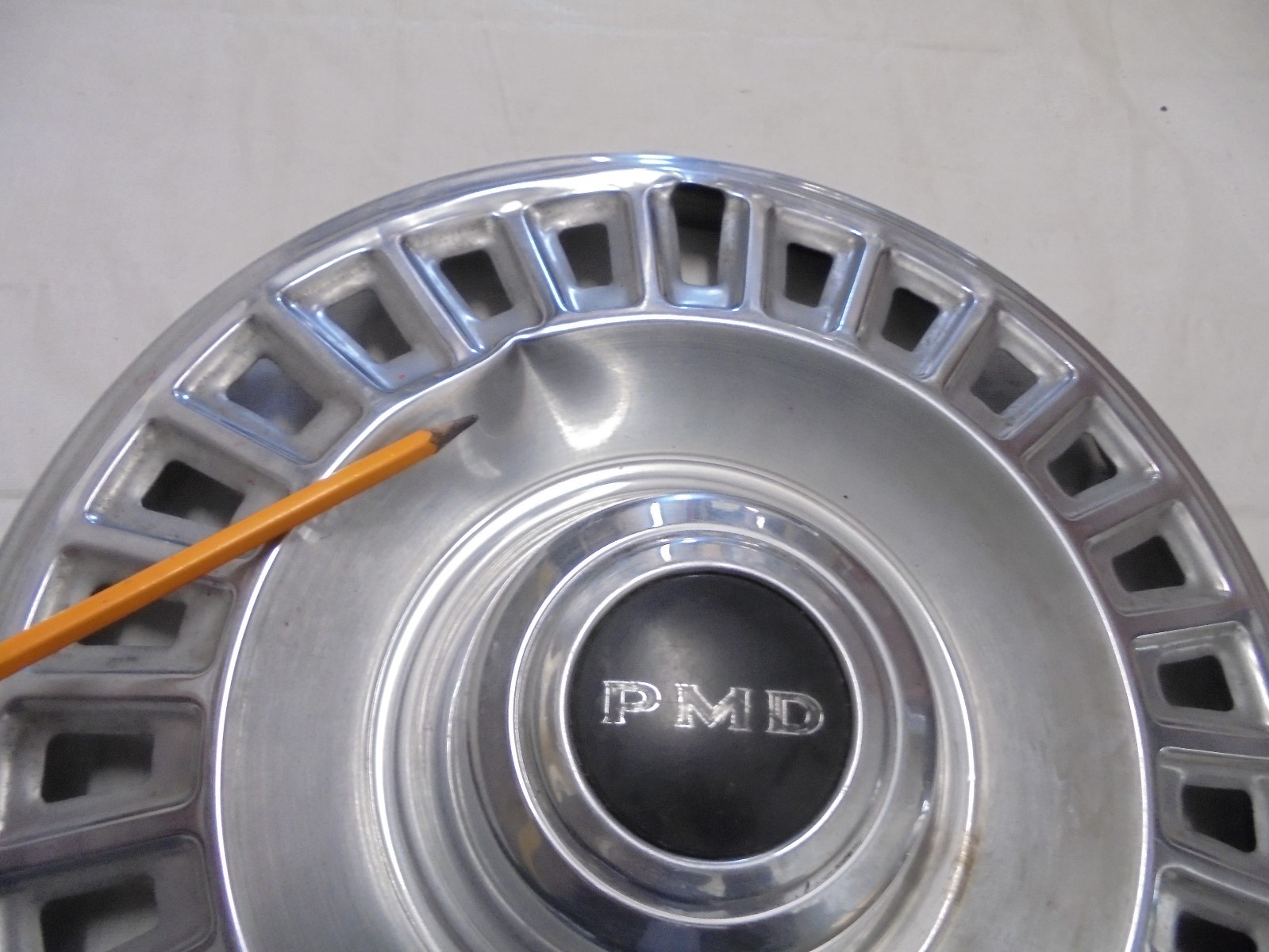 1967-1968 Pontiac "PMD" Wheel Cover Hub Cap - 14" | eBay