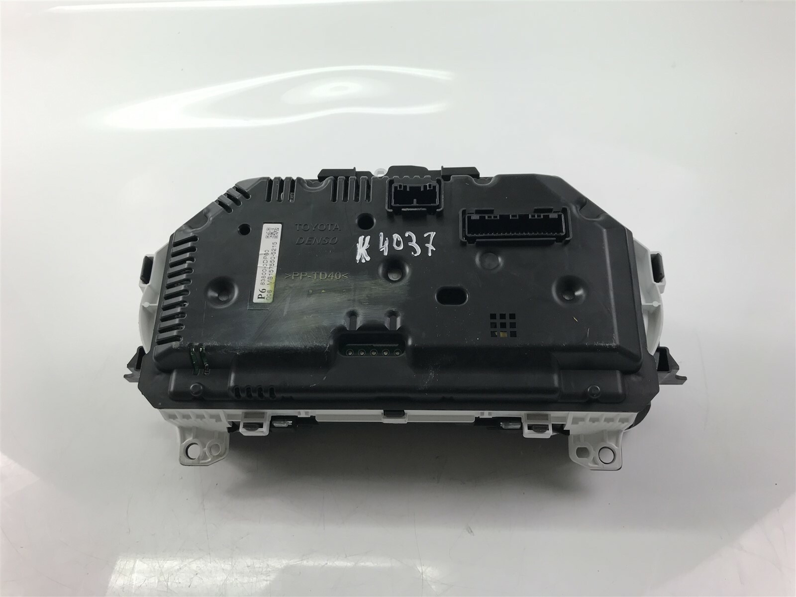 K4037 Toyota Yaris 2012 Tacho Instrument 83800-0DP60 | eBay.de