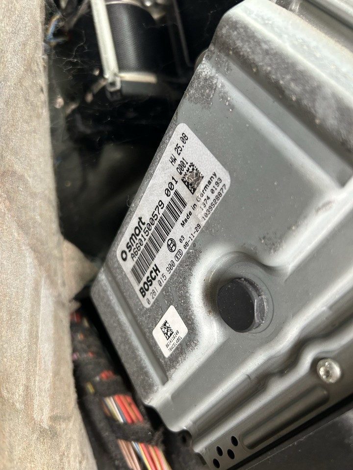 Smart ForTwo 451 CDI Technikpaket Kombiinstrument Motorsteuergerät SAM ...