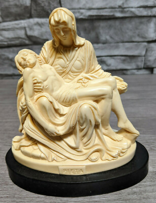 Statues & Figures - Pieta Statue