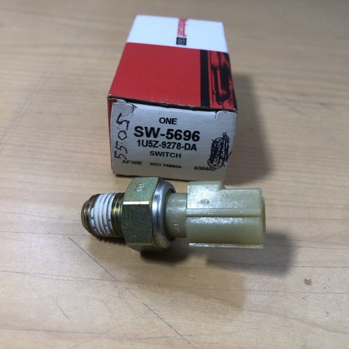 Motorcraft SW-8368 Engine Oil Pressure Sensor 2011-2019 6.7L ...