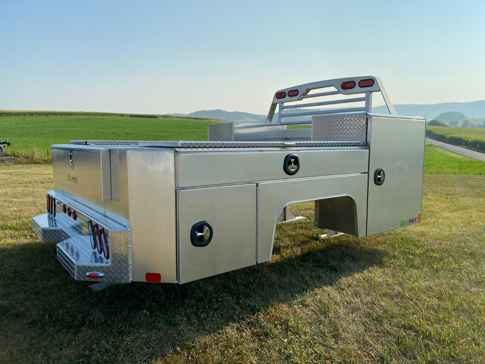 Aluminum Gooseneck Service Body, Mechanics Utility, Truck ToolBox ...